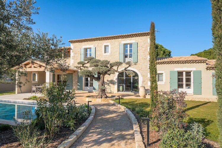 Villa Lou Pantaï Élégance et Confort au Cœur de Saint-Rémy-de-Provence ...